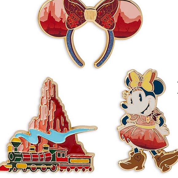 Disney | Accessories | Limited Edition Main Attraction Big Thunder Pin ...